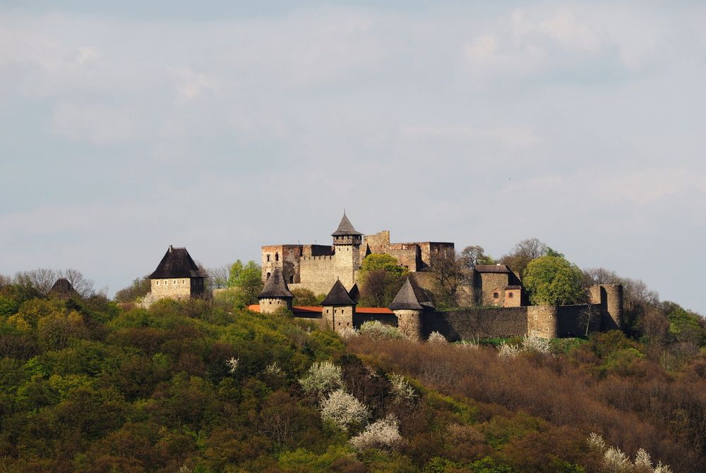 Hrad Helfštýn po 40 let tradičně vítá kováře. Nyní je nově ...