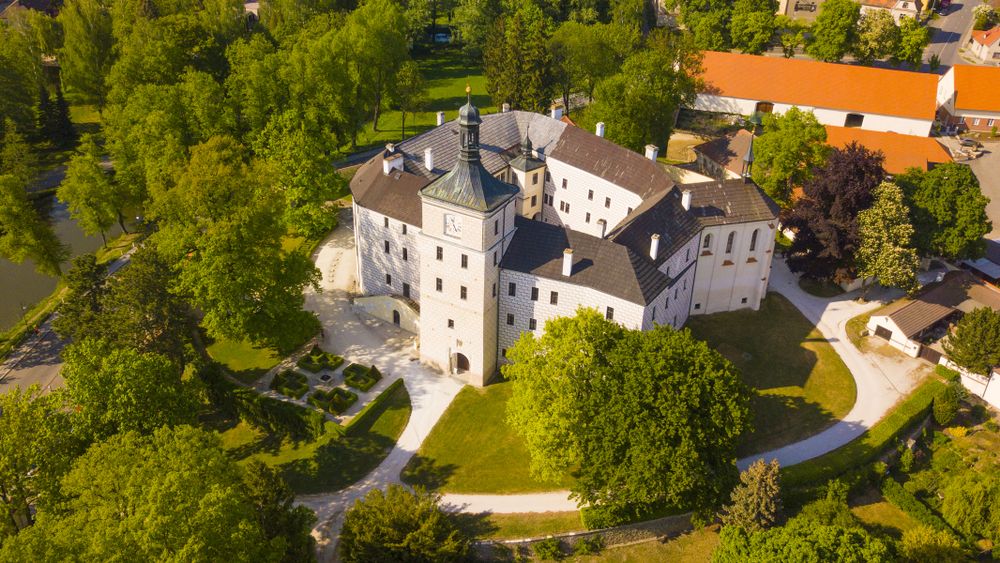 Středočeské historické město Březnice: Co v něm navštívit kromě zámku a ...
