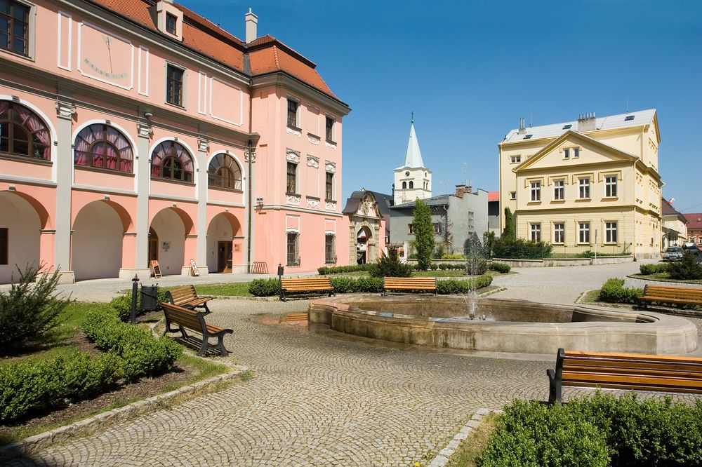 Valašské Meziříčí: Frgály, dva zámky a brána do Beskyd - JenProCestovatele